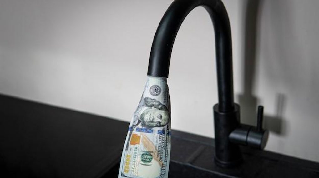 How To Reduce Your Water Bill - Tips for Conserving Water